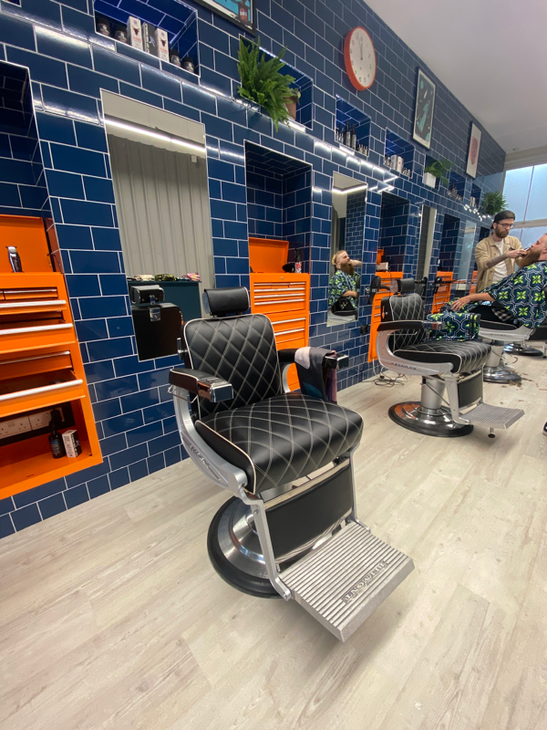 Teddy Edwards cutting rooms – The Afro Hair Plug